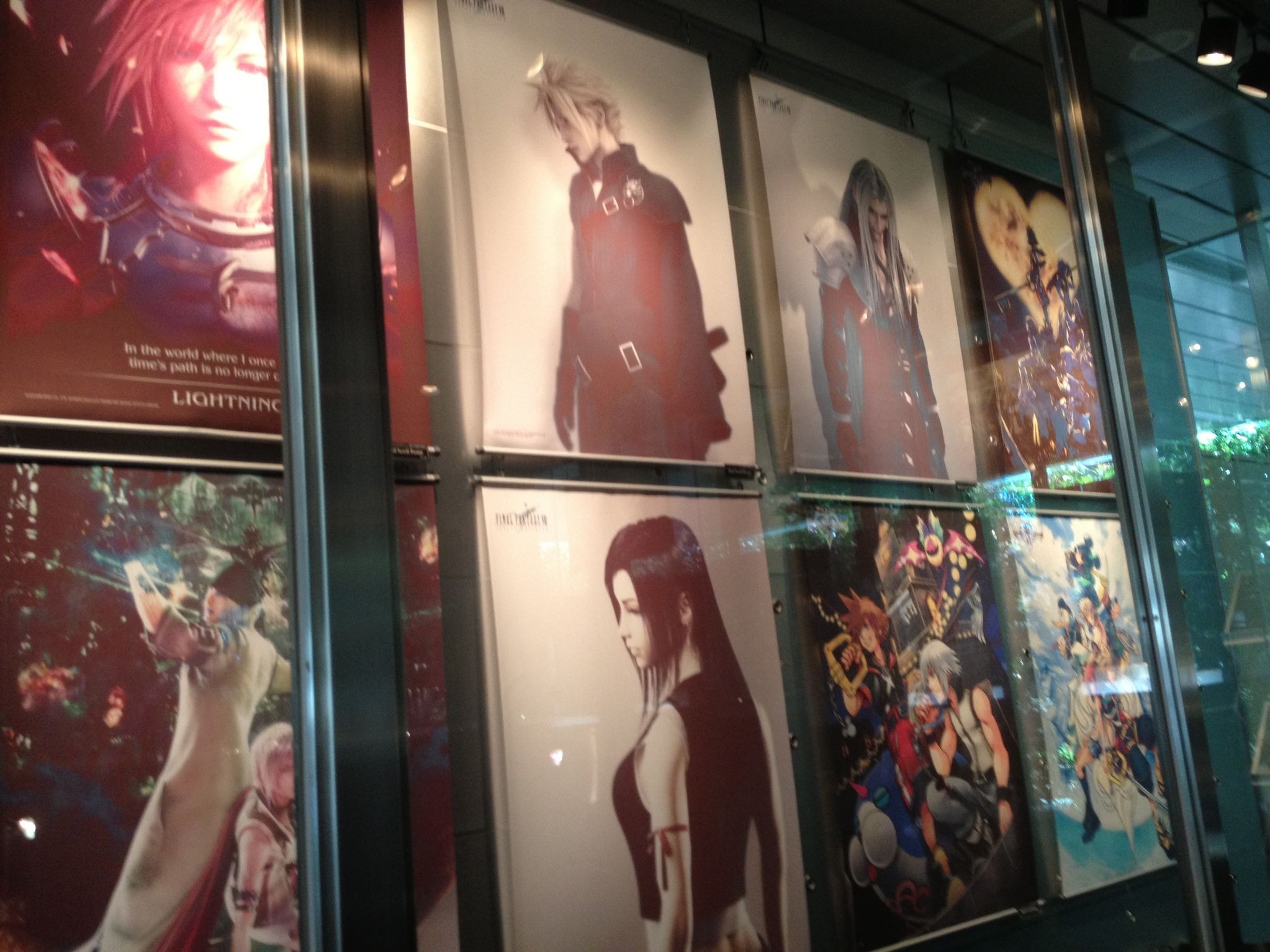 Let's Visit Square Enix's Tokyo Store And See Sephiroth - Siliconera
